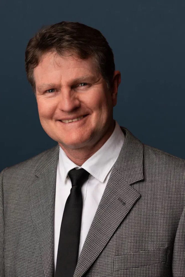 Dr Etienne Deysel | Sedationist London